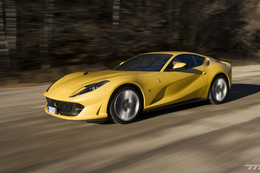 Ferrari 812 Superfast a prueba: 800 CV y prestaciones de infarto en un ...