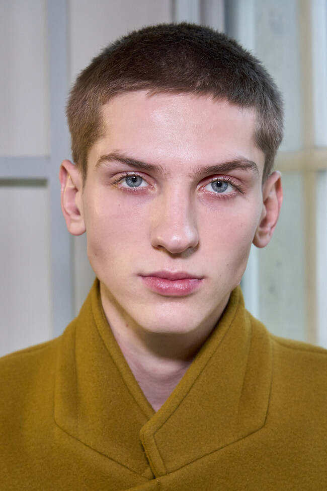 Buzz cut: nueve ideas para llevarlo en 2024