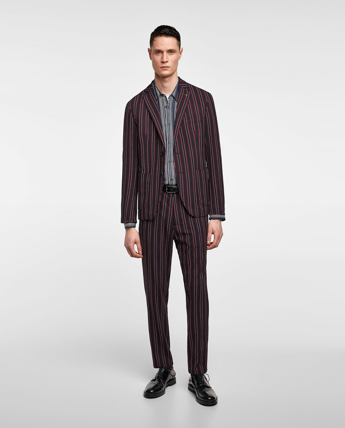 ¿Rayas o cuadros? Esta temporada, los trajes de Zara nos ponen en un dilema