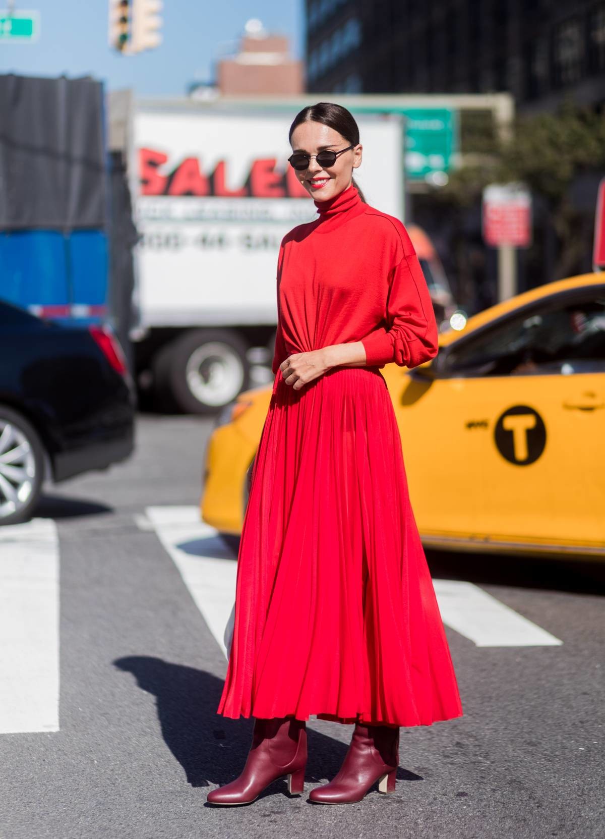 Nueve formas de combinar nuestro vestido rojo con diferentes zapatos y ...