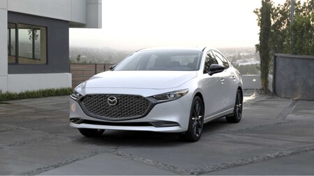 Mazda 3 sedán MHEV 2026 llega a México: motor 4 cilindros con 153 HP, 17.2 Km/l y 3 años de ...