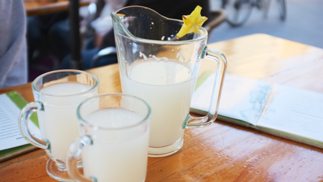 Extranjera reprueba el pulque pero sin conocer sus propiedades avaladas ...