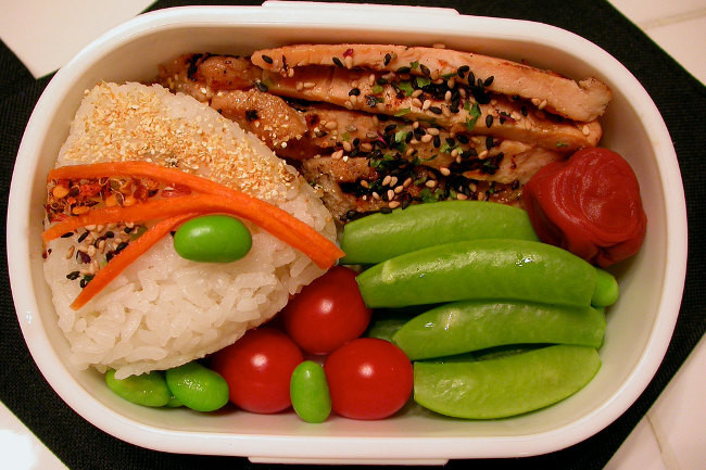 Cómo lograr un tupper nutritivo y seguro para llevar al cole