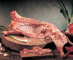 Sobre la carne de cordero