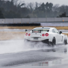 El Nissan GT-R celebra su 50 aniversario en el Salón de Nueva York con ...