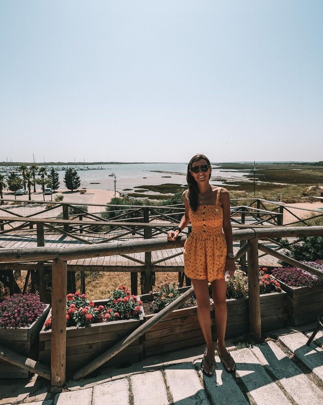 Ana Boyer tiene los tres looks para la playa que inspirarán nuestra ...