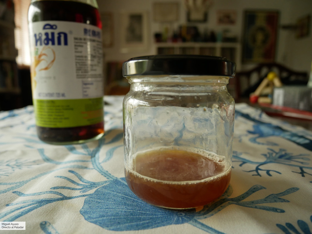 Salsa asiática de pescado: qué es, cómo utilizarla y una receta de ...