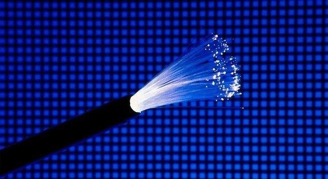 Fibra óptica a 1 Gbps: qué nos aporta, cómo lo hace y qué vendrá después