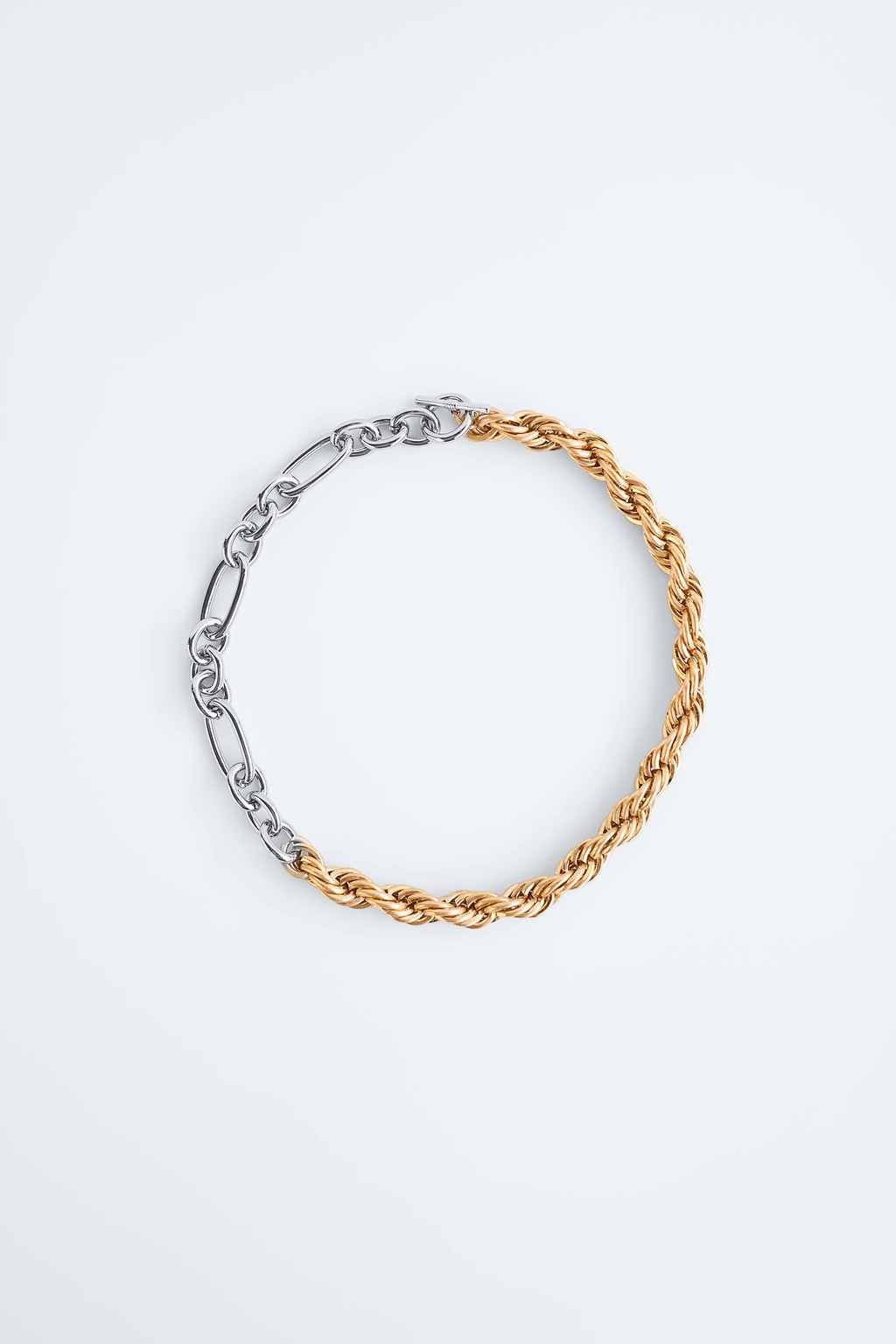 Este es el collar de la nueva colección de Zara que promete convertirse ...