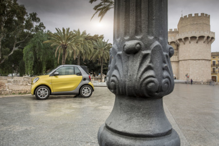 Smart fortwo cabrio 2016: al volante del descapotable más pequeño del ...