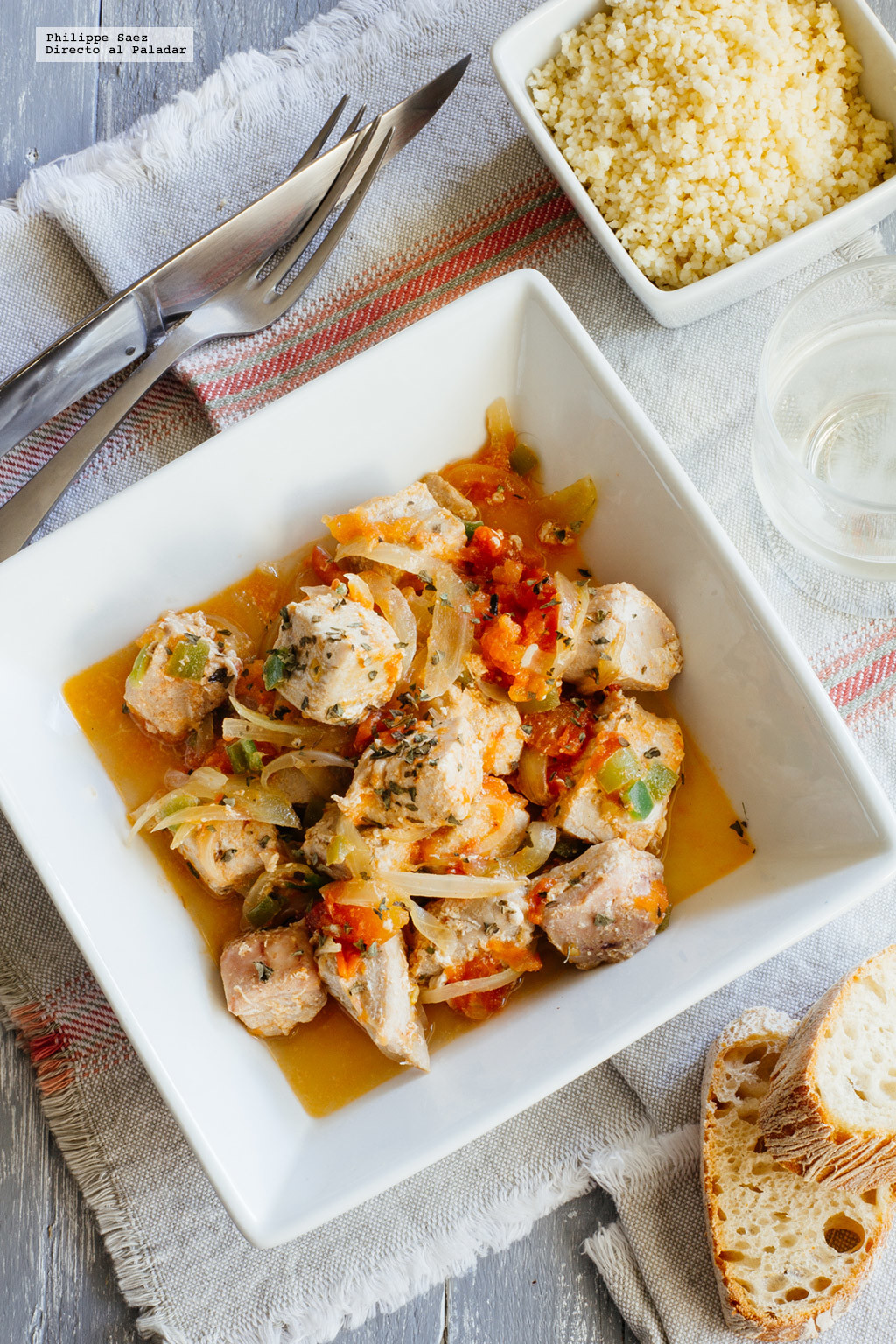 Receta de atún con tomate y cebolla