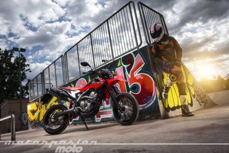 Honda CRF250M, prueba (valoración, vídeo, galería y ficha técnica)
