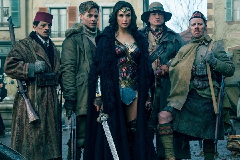 'Wonder Woman' en digibook, serie completa de 'Alias' y muñeco de Goku ...