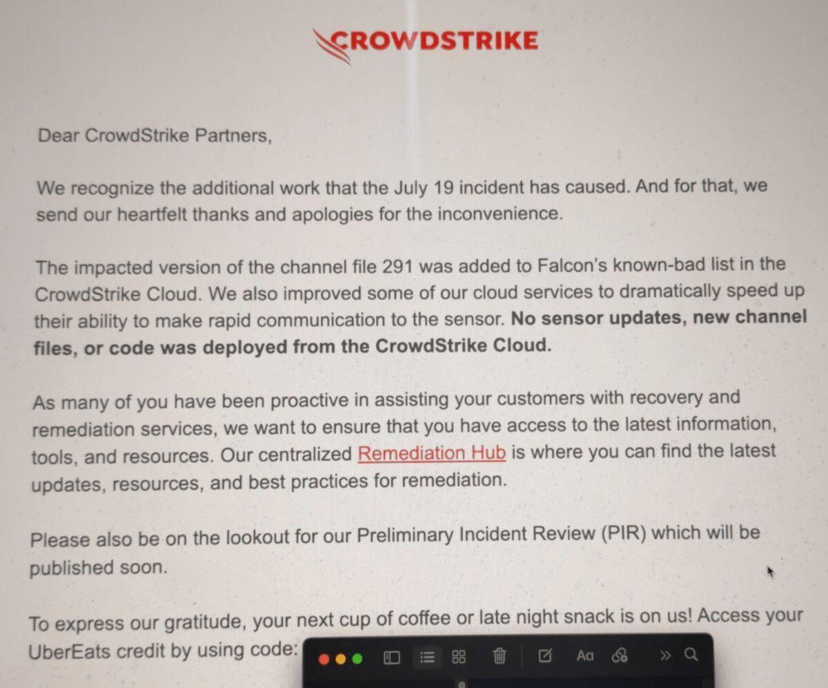 Con tarjetas de regalo de 10 dólares, así se disculpa CrowdStrike por causar la mayor caída de ...