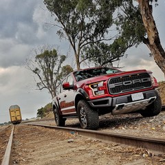 Ford Raptor, a prueba: un monstruo con dos turbos, capaz de todo y sin ...