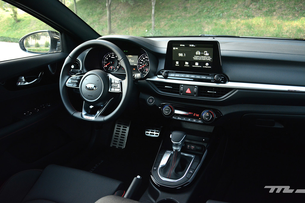 KIA Forte GT Hatchback 2019, a prueba: Opiniones, características y precios