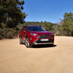 Para los amantes del aire libre: os presentamos el Toyota RAV4