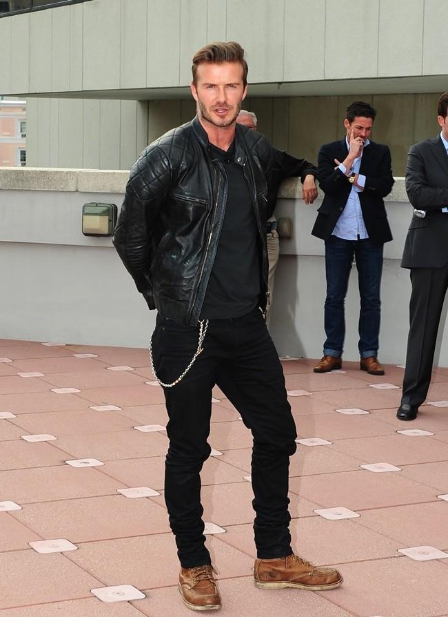 David Beckham sigue enamorándonos por su estilo y algo más