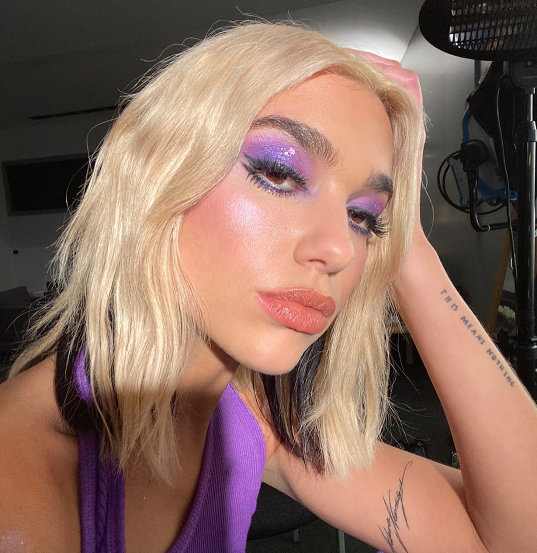 El último videoclip de Dua Lipa, Physical, se viste en colores ...
