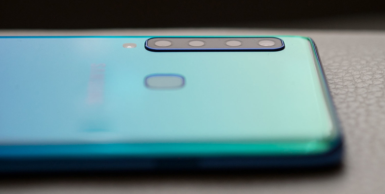 El Samsung Galaxy A9 (2018) comienza a actualizarse a One UI 2.0 basado ...