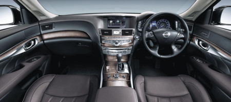 Nissan Fuga Hybrid, el alter ego del Infiniti M35 Hybrid