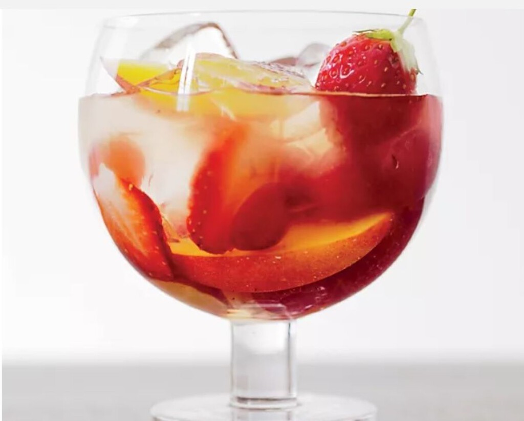Cómo hacer clericot con vino tinto y sangría con diferentes frutas: las ...
