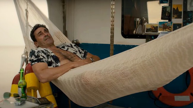 El tráiler de 'Confess, Fletch' promete humor, misterio y una reunión ...