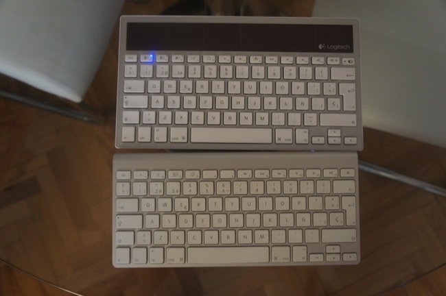 Logitech K760, un teclado solar Bluetooth para tres dispositivos: A Fondo