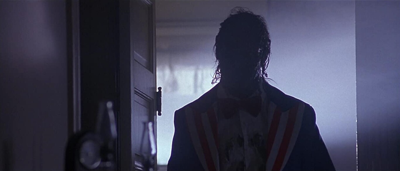 'Muerto el cuatro de julio', la desencantada y entretenida última ...