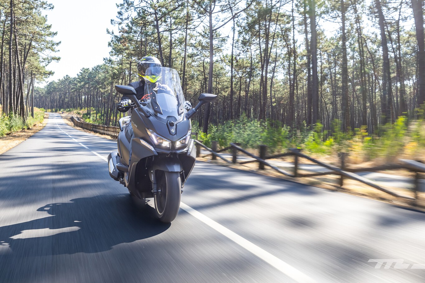 Probamos los scooter de Cyclone: un urbano, un crossover y un GT ...