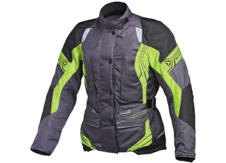 Ropa MACNA diseñada para las mujeres motoristas