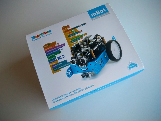 mBot Makeblock de SPC, análisis: un mini-robot con Arduino para enseñar a programar a los más peques