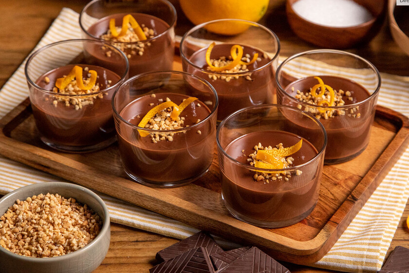 Crema de chocolate y naranja con almendra crocanti, vídeo receta de ...