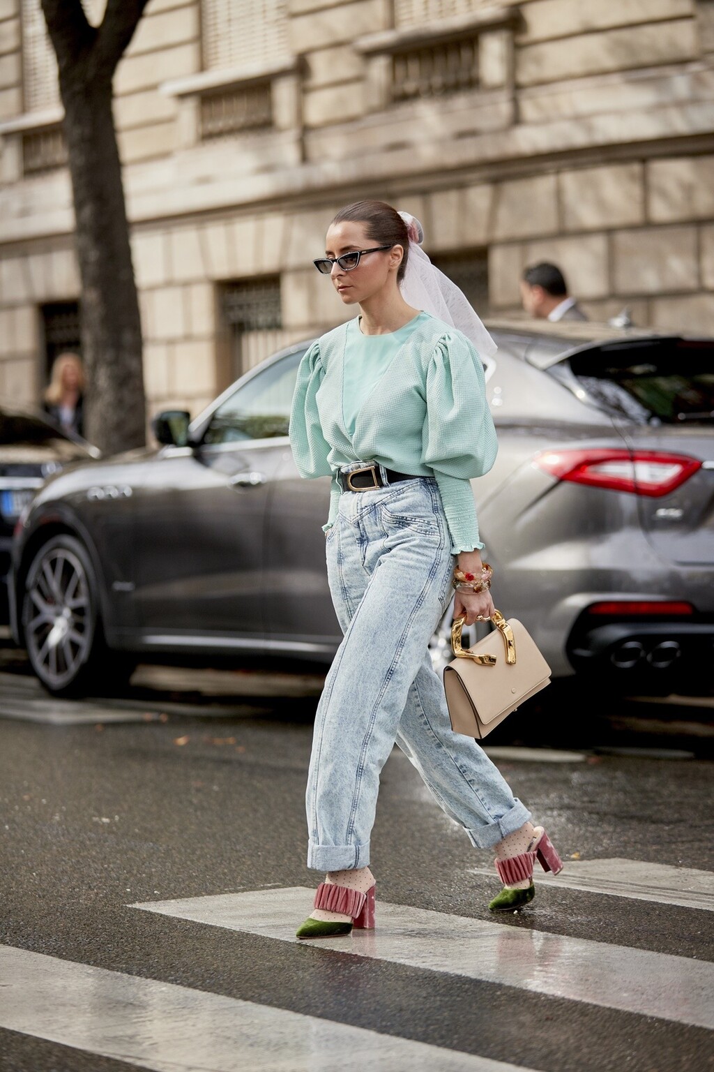 El street style nos enseña qué estilo de vaqueros serán tendencia este ...