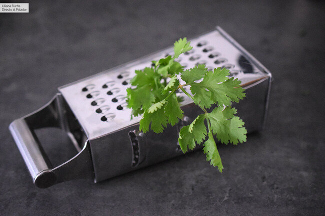 Cilantro, la hierba aromática imprescindible en la cocina ...