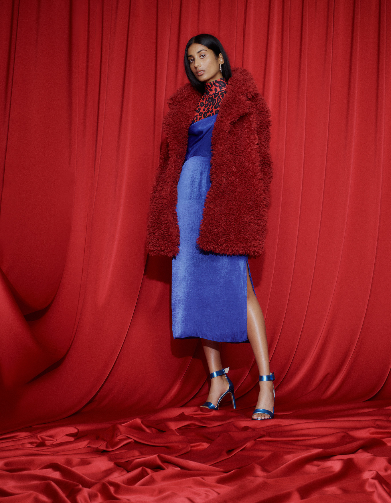 15 abrigos rojos con mucho estilo perfectos para dar un toque de color ...
