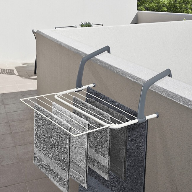 Aldi tiene el tendedero compacto que necesitas para secar la ropa en ...