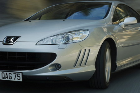 Peugeot 407 Coupé en profundidad