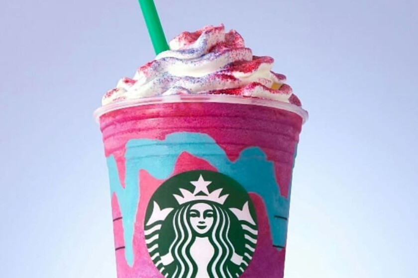 Cómo hacer un Frappé Arcoíris estilo Starbucks para celebrar el Pride ...