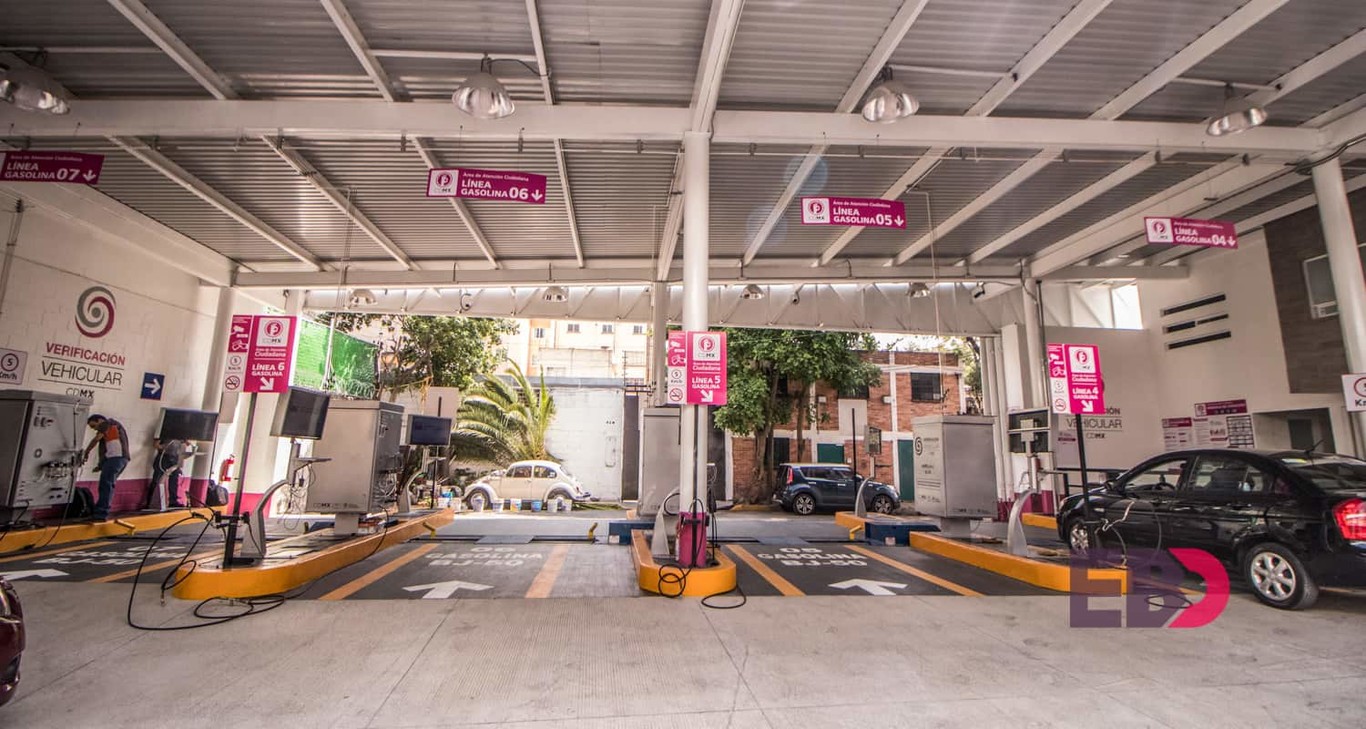 Solo 27 verificentros están funcionando en CDMX