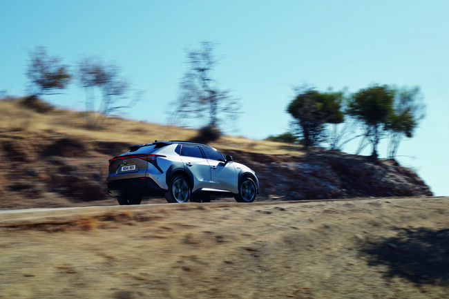 Nuevo Toyota bZ4X: características, precio y ficha técnica