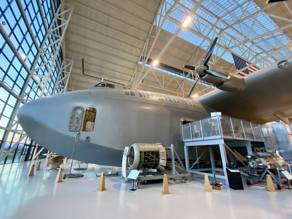 La fascinante historia del Spruce Goose, el gigantesco avión que sólo ...