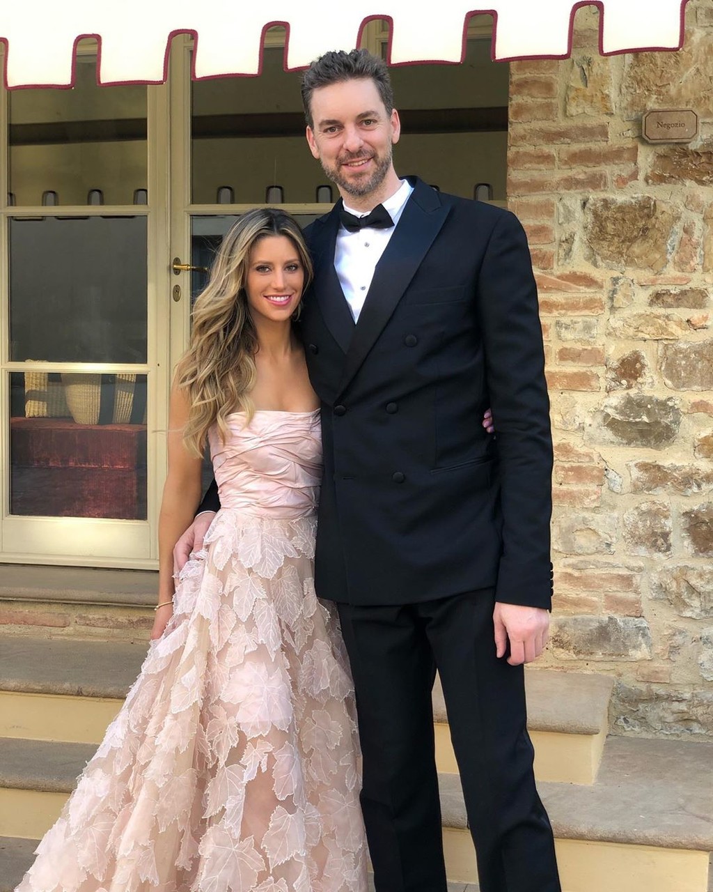 Pau Gasol se ha casado y así ha sido el vestido de novia de Cat Gasol