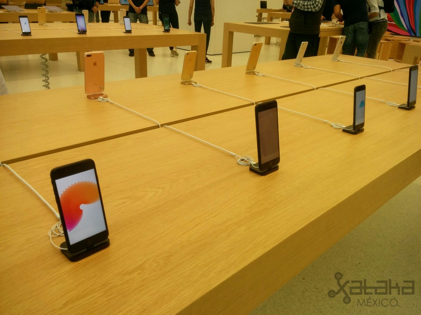 Así es Apple Vía Santa Fe, la primera Apple Store en México