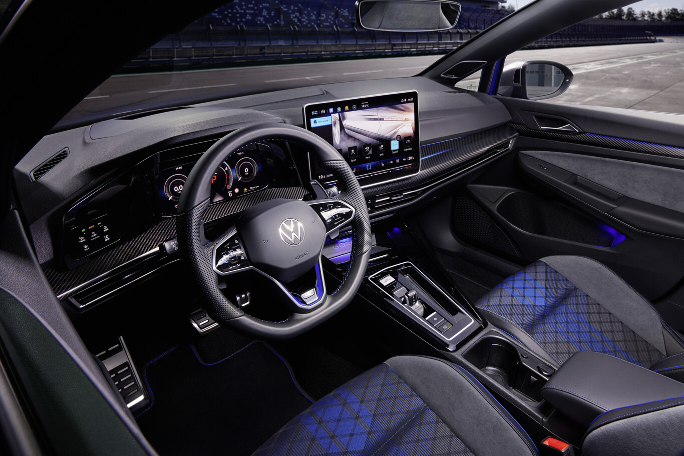 El nuevo Volkswagen Golf R tiene 333 caballos de potencia, tecnología ...