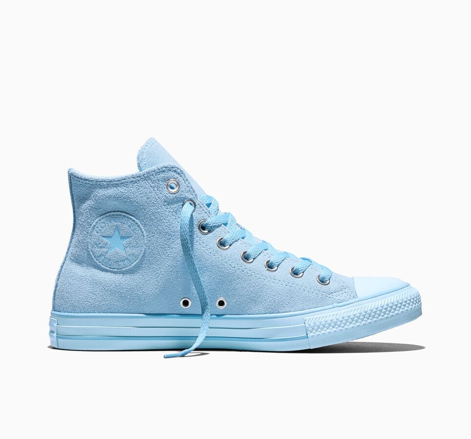Converse pasa por completo del Pantone 2026 y se lanza con unas ...