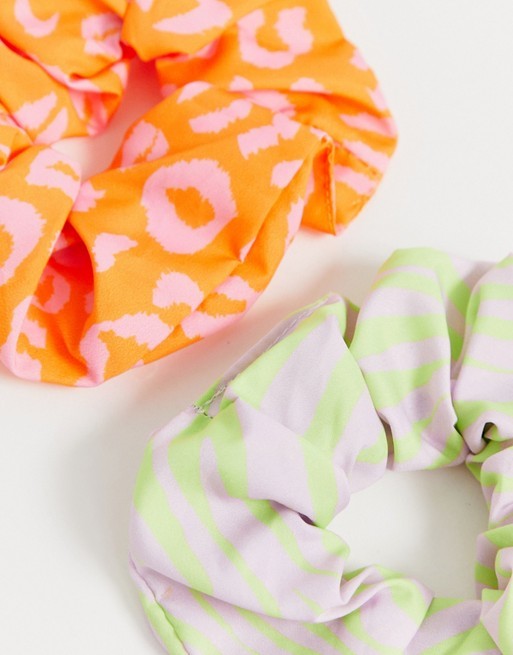 Los scrunchies ganarán protagonismo esta primavera 2020. Nueve modelos para decorar tu melena ...