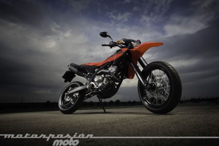 Honda CRF250M, prueba (valoración, vídeo, galería y ficha técnica)