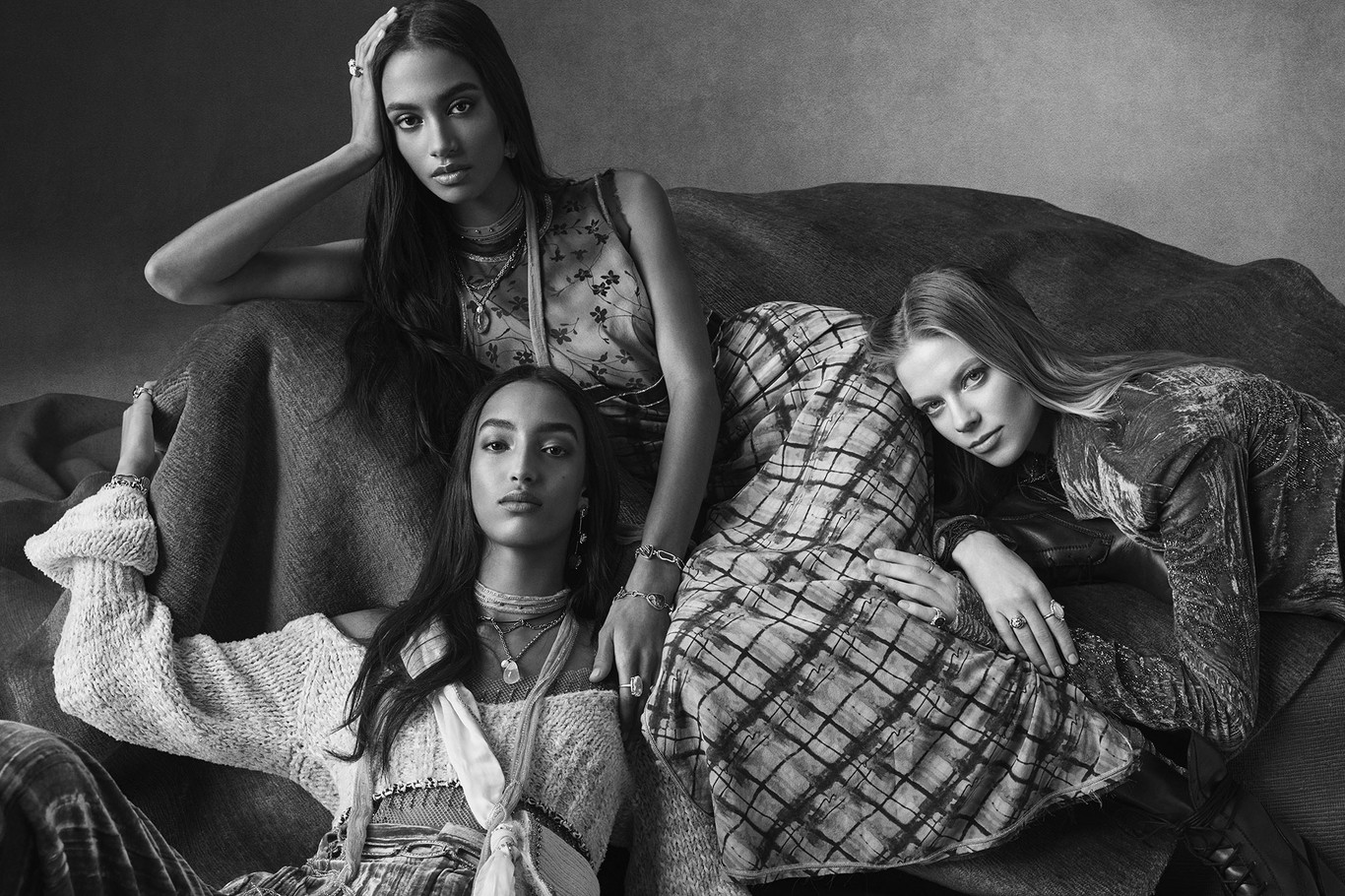 Zara estrena campaña con impresionantes looks que parecen lujo y ...