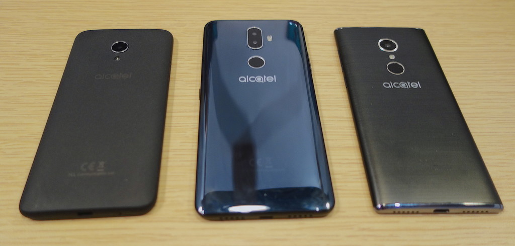 Alcatel 1, 3 y Alcatel 5: opiniones tras primera toma de contacto y fotos